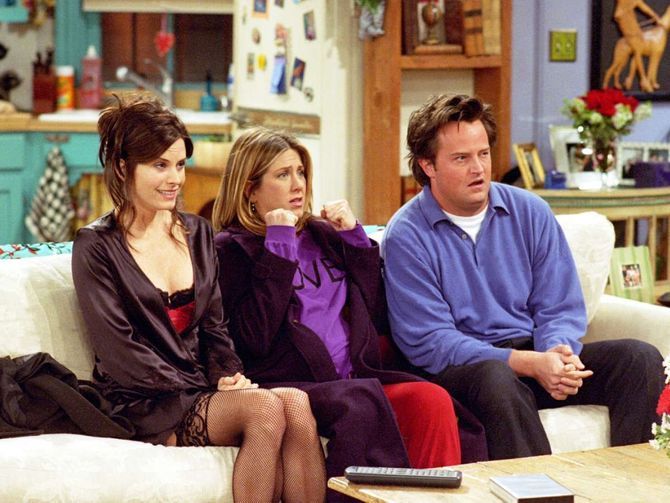 "Nous étions des crétins" : l’avis surprenant de Matthew Perry sur ses ...