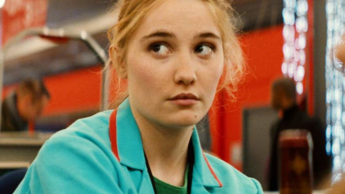 Les tribulations d’une caissière (TF1 Séries Films) : quel célèbre ...