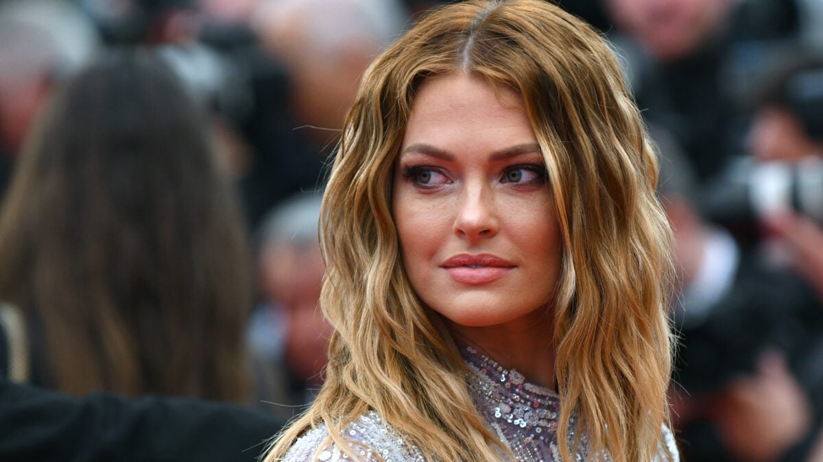 "Je ne sais pas combien de temps il faut" : Caroline Receveur se confie ...