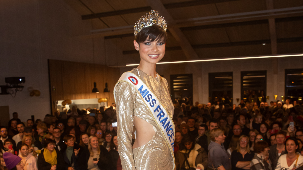 Miss France 2025 : quelle Miss a brillé au test de culture générale ...