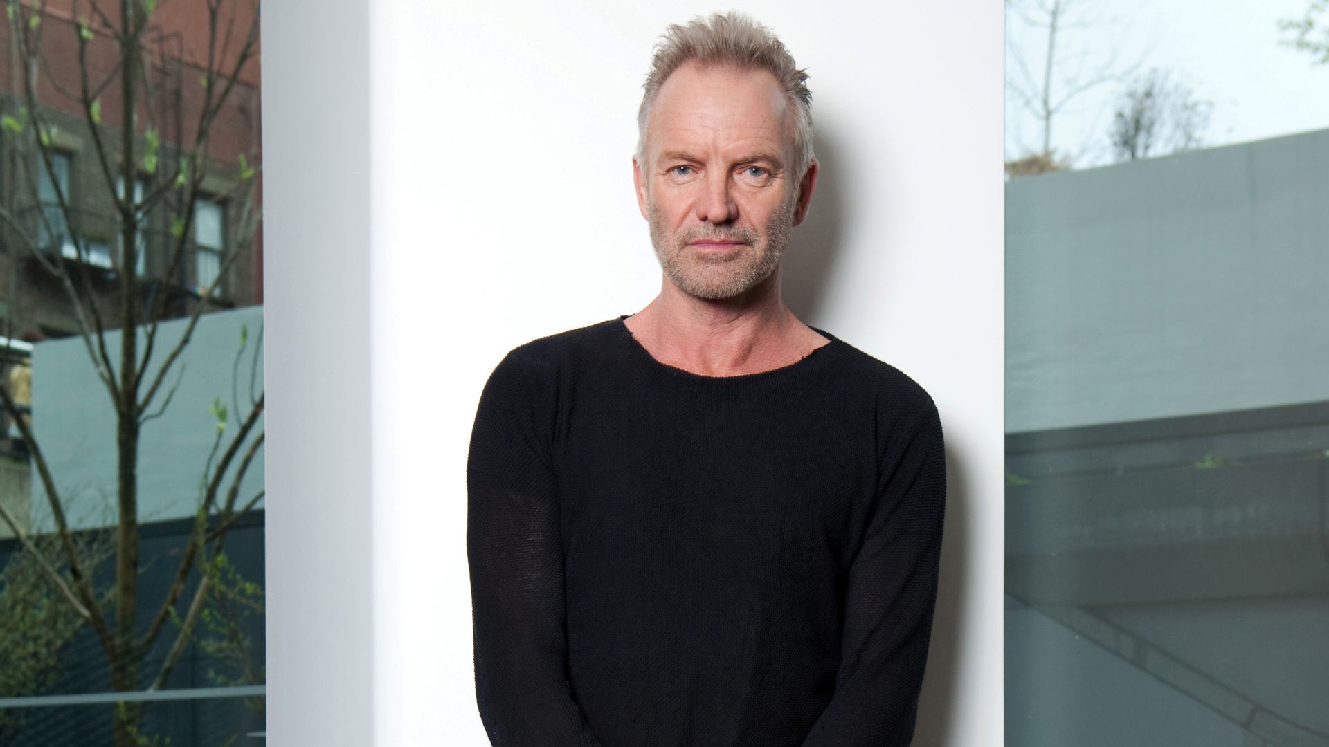 Sting, 74 ans, explique pourquoi il continue de travailler : “Trop de ...