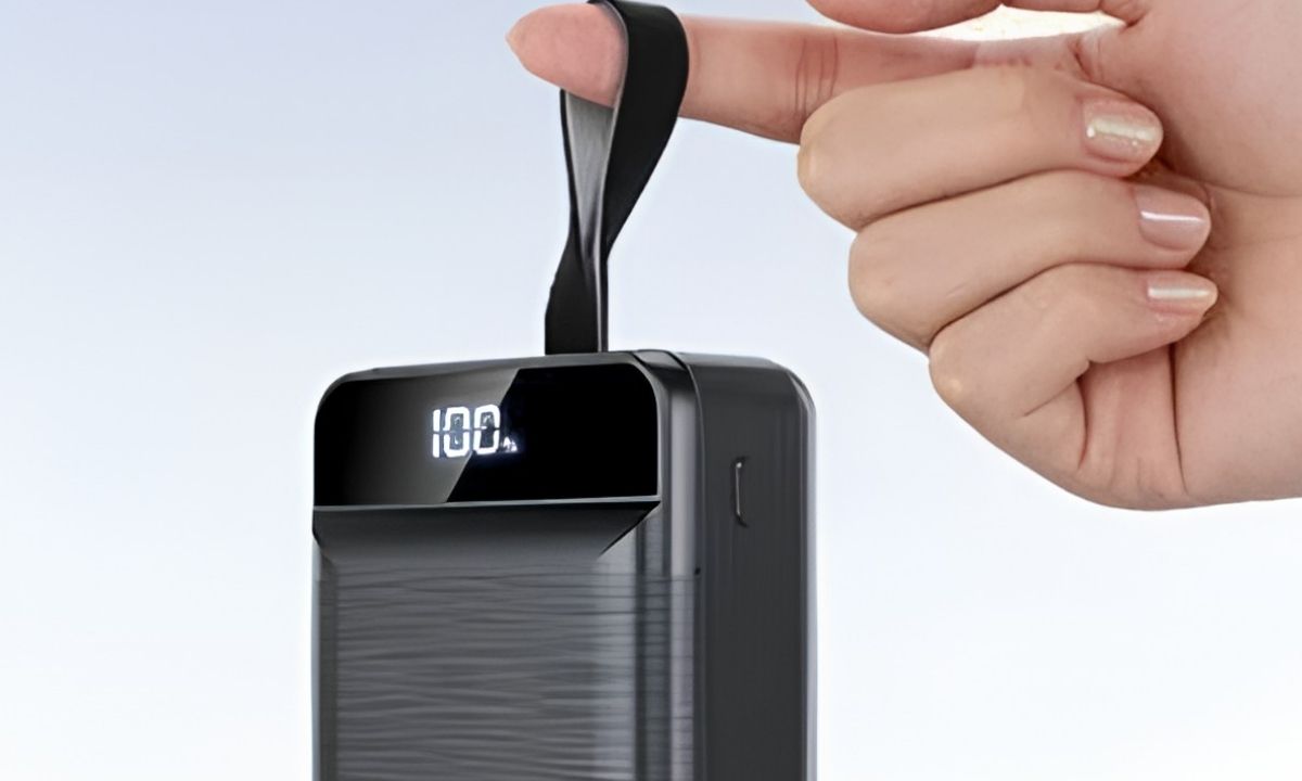 Notée 4,8 sur 5, cette batterie externe ultra puissante cumule les avis ...